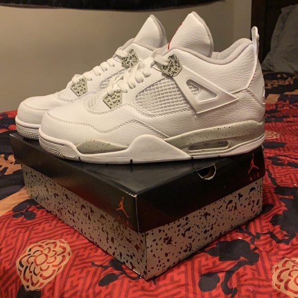 Jordan | Shoes | White Oreo Retro 4s | Poshmark